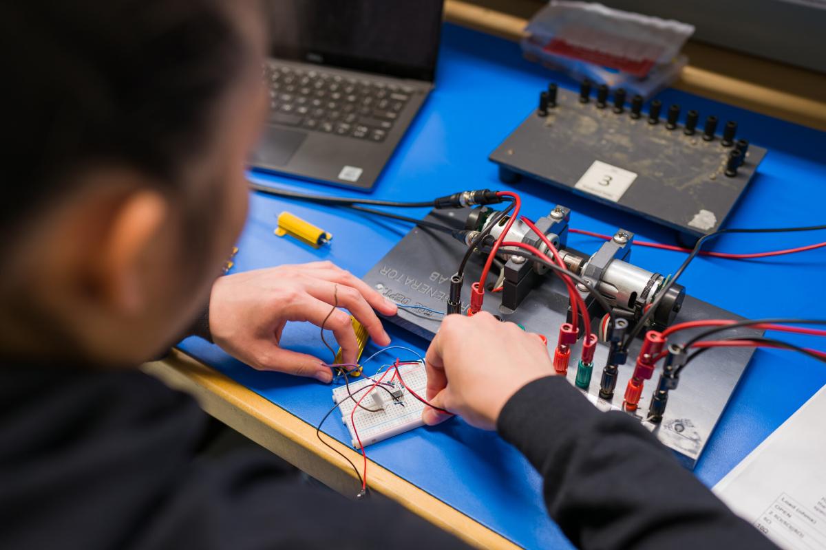 Electrical and Computer Engineering Minor Electrical and Computer Engineering